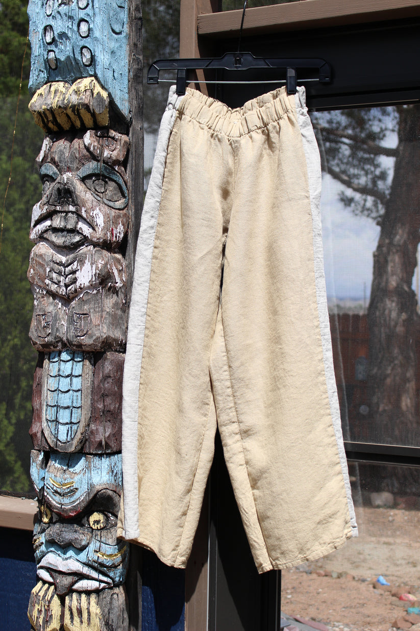 The Lounger - Piccolo - Linen – Sophia's Closet